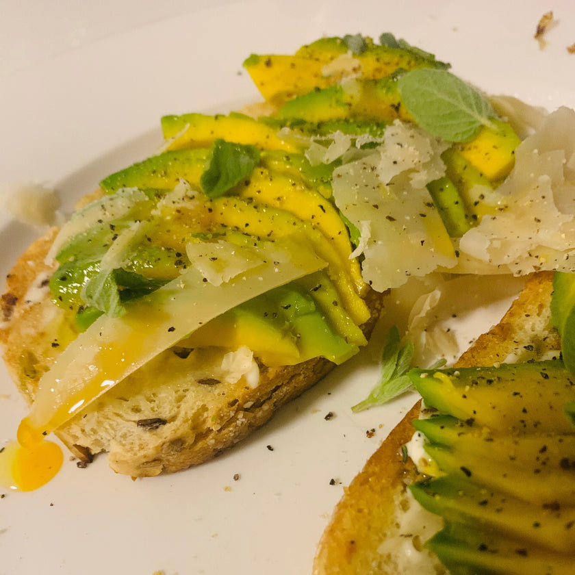 SPika Oil. Dé Hot Sauce voor Friet, BBQ, Burgers, mocktals & smoothies